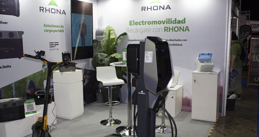 Rhona Estuvo Presente En Experiencia E - RHONA Un Mundo en Equipamiento ...